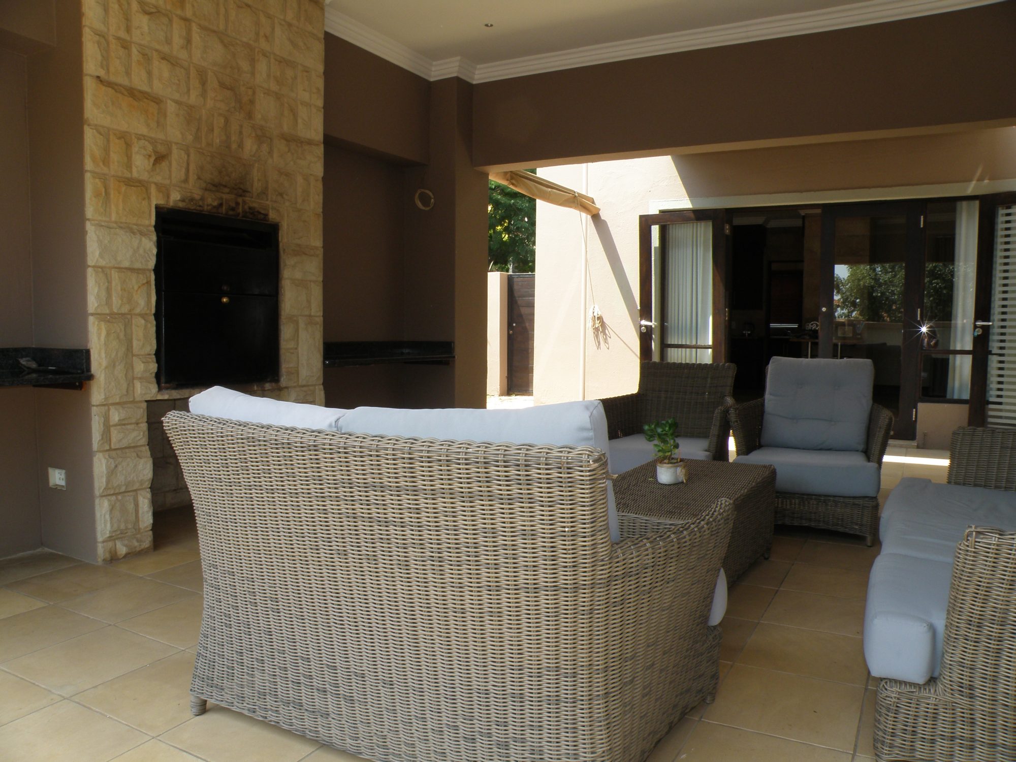 Sable Hills Waterfront Estate: Spacious 3 Bedroom House Close to Dam ...