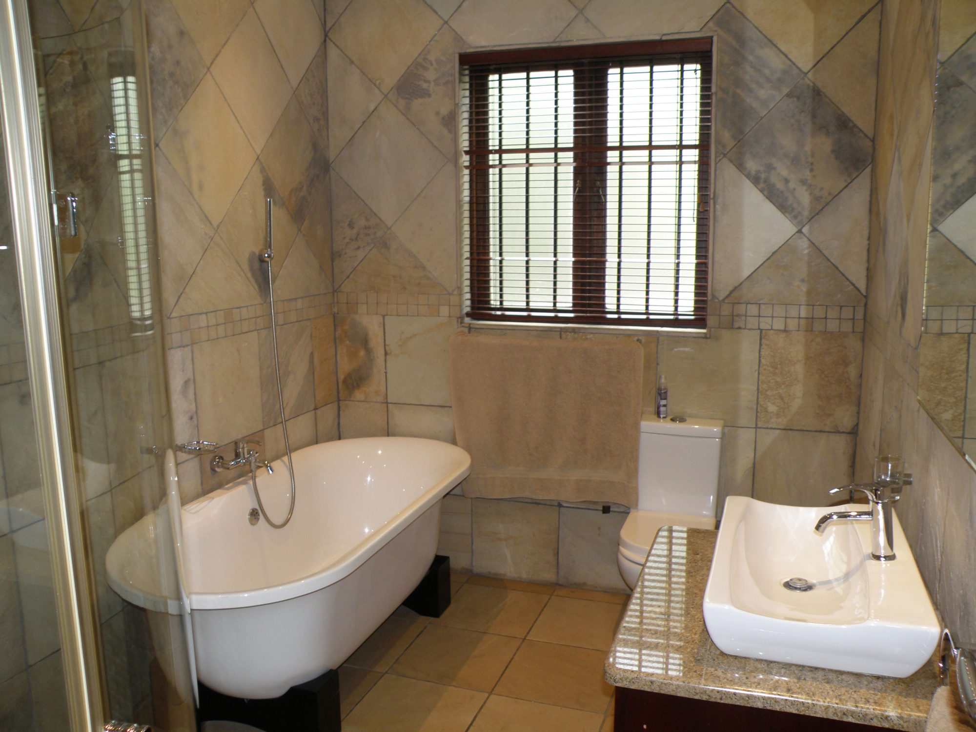 Sable Hills Waterfront Estate: Spacious 3 Bedroom House Close to Dam ...