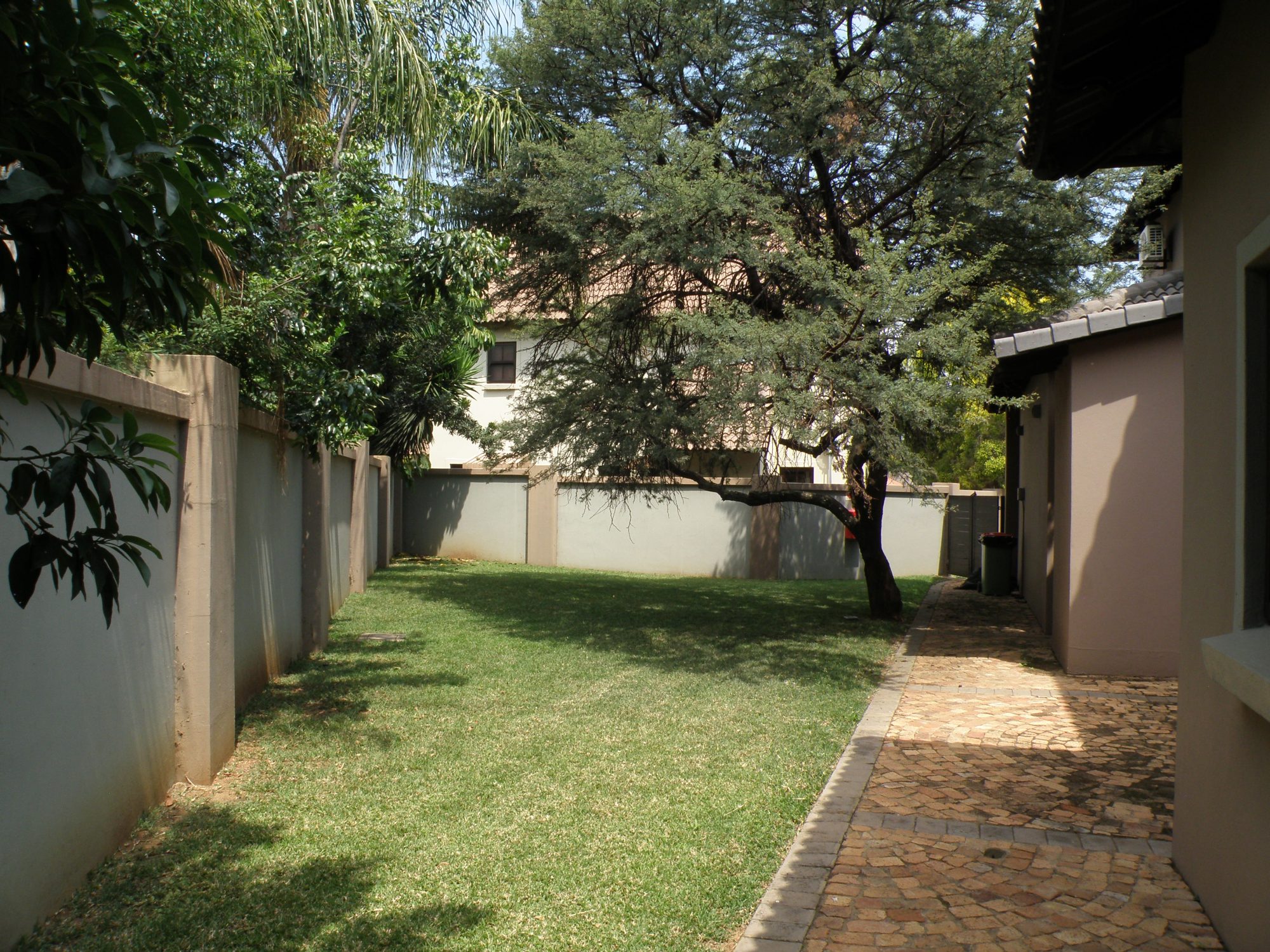 Sable Hills Waterfront Estate: Spacious 3 Bedroom House Close to Dam ...