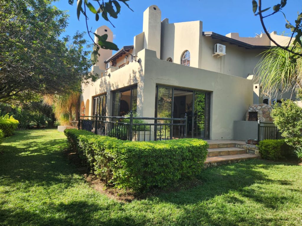 ONE HECTARE SMALLHOLDING FOR SALE IN SECURED ESTATE – HOUSE AND GRANNY ...